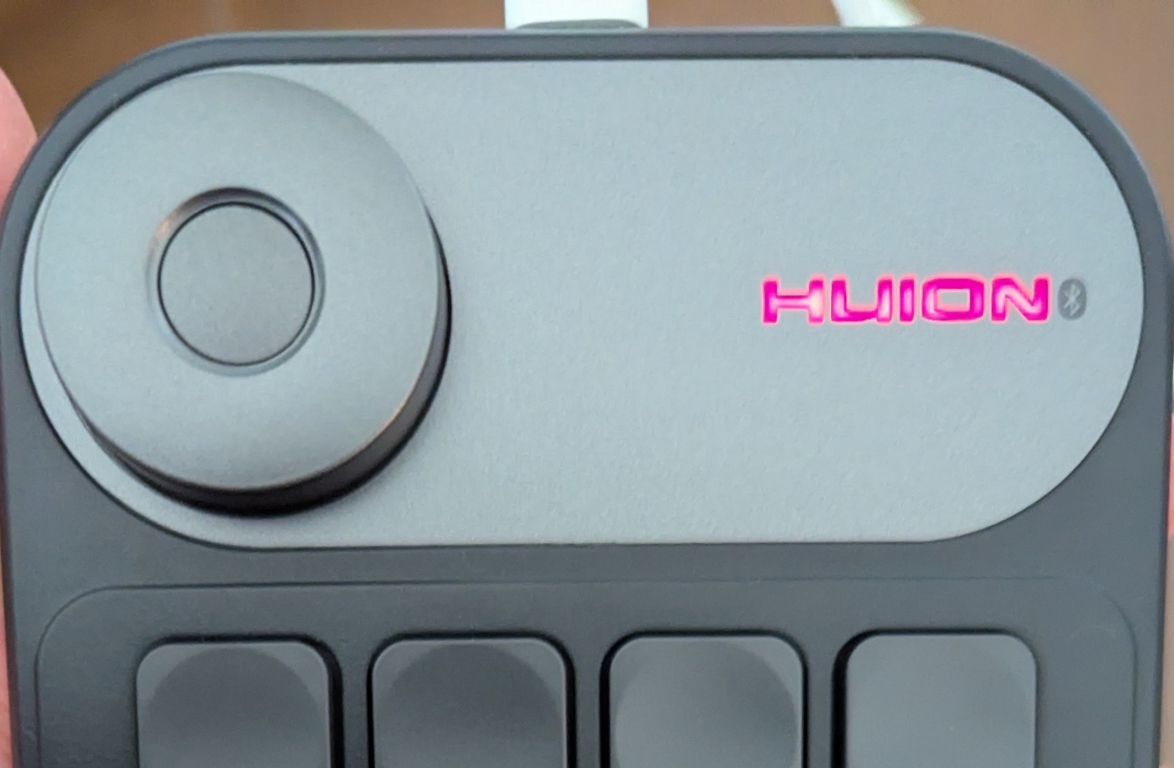 漫画家が左手デバイス「Huion Keydial Mini k20」を使った正直な感想 | シマテイエン ～野良マンガ家とゆるクリエイティブ～